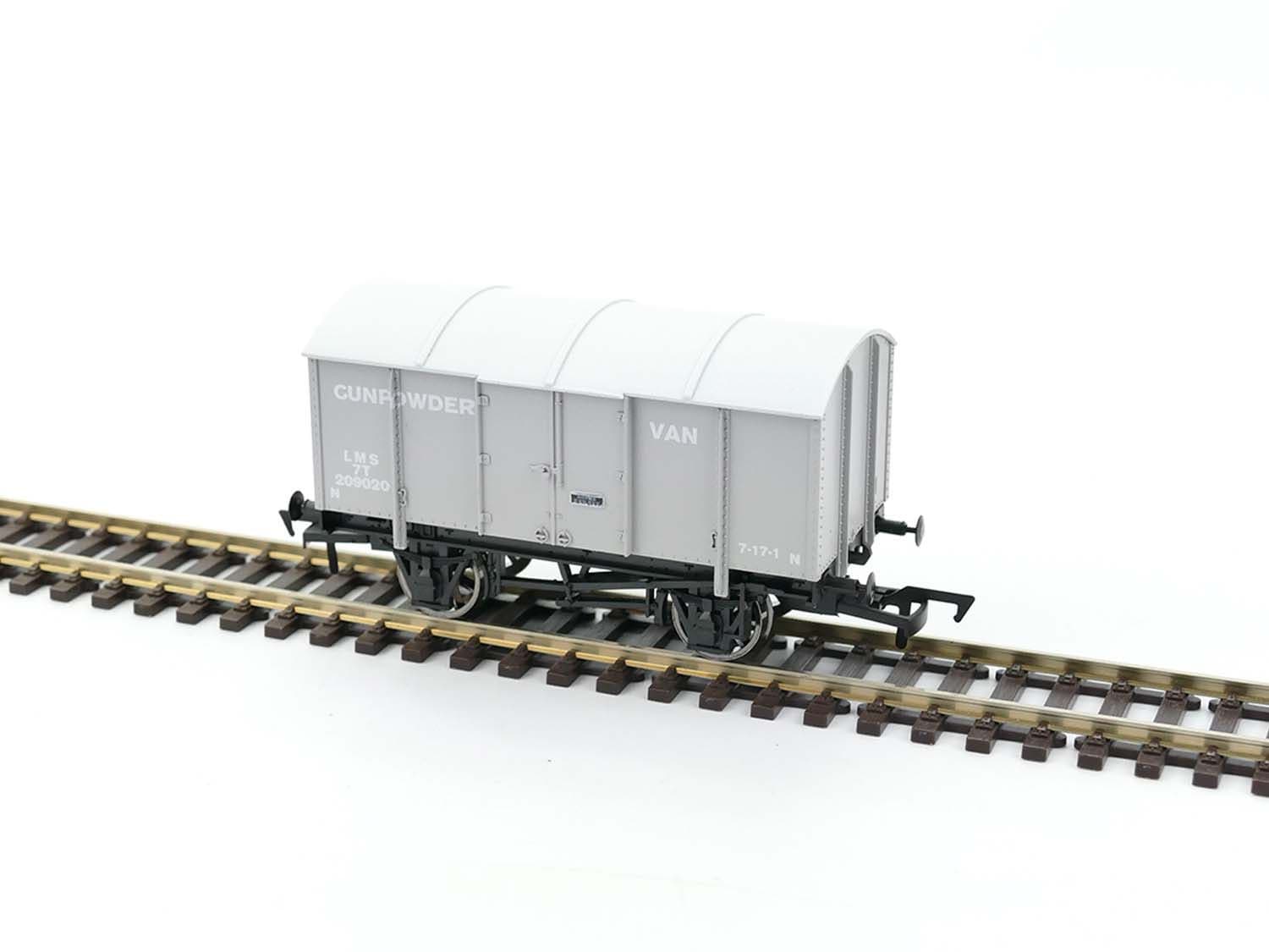 Dapol 4F-013-144 Gunpowder Van LMS 209020 OO Gauge – TTCDiecast.com