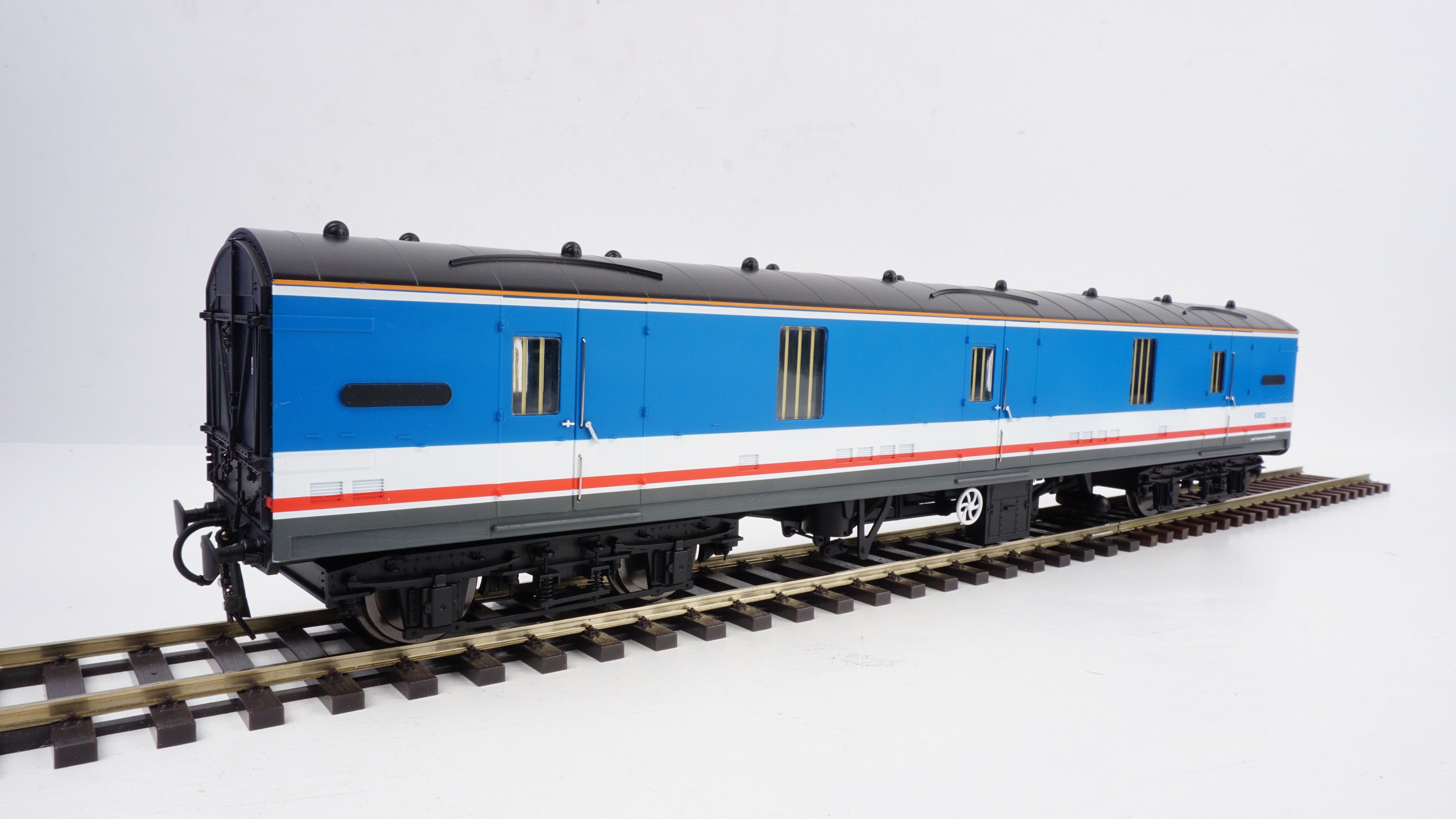 Heljan 4997 BR Mk1 57' GUV General Utility Van Network SouthEast, O Ga ...